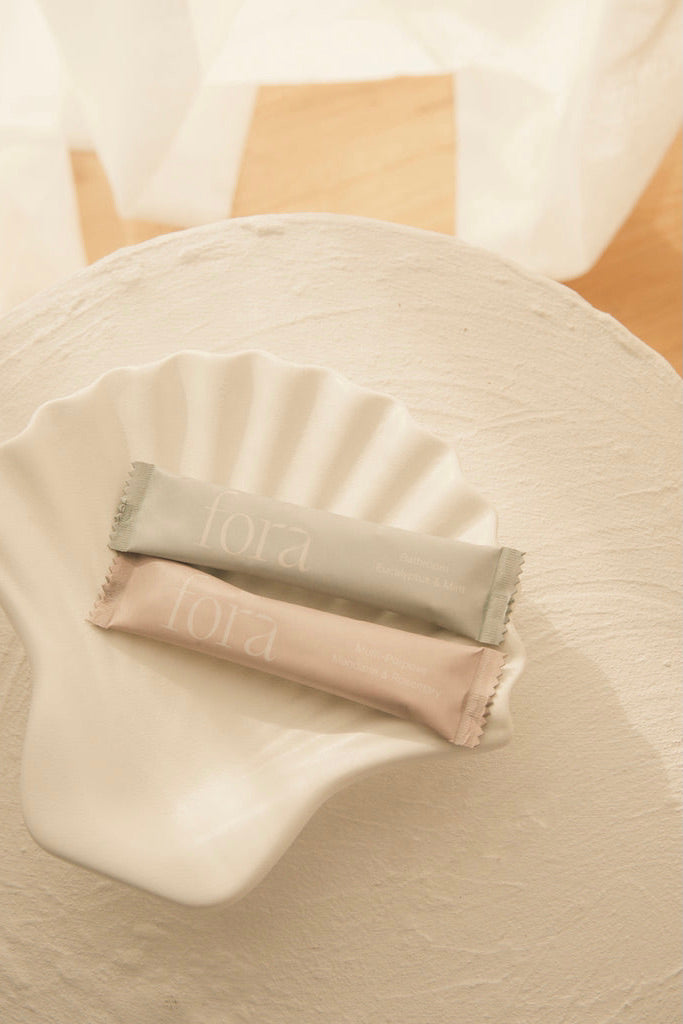 Shop Bathroom Green Refill Cleaning Sachets | Flo & Frankie