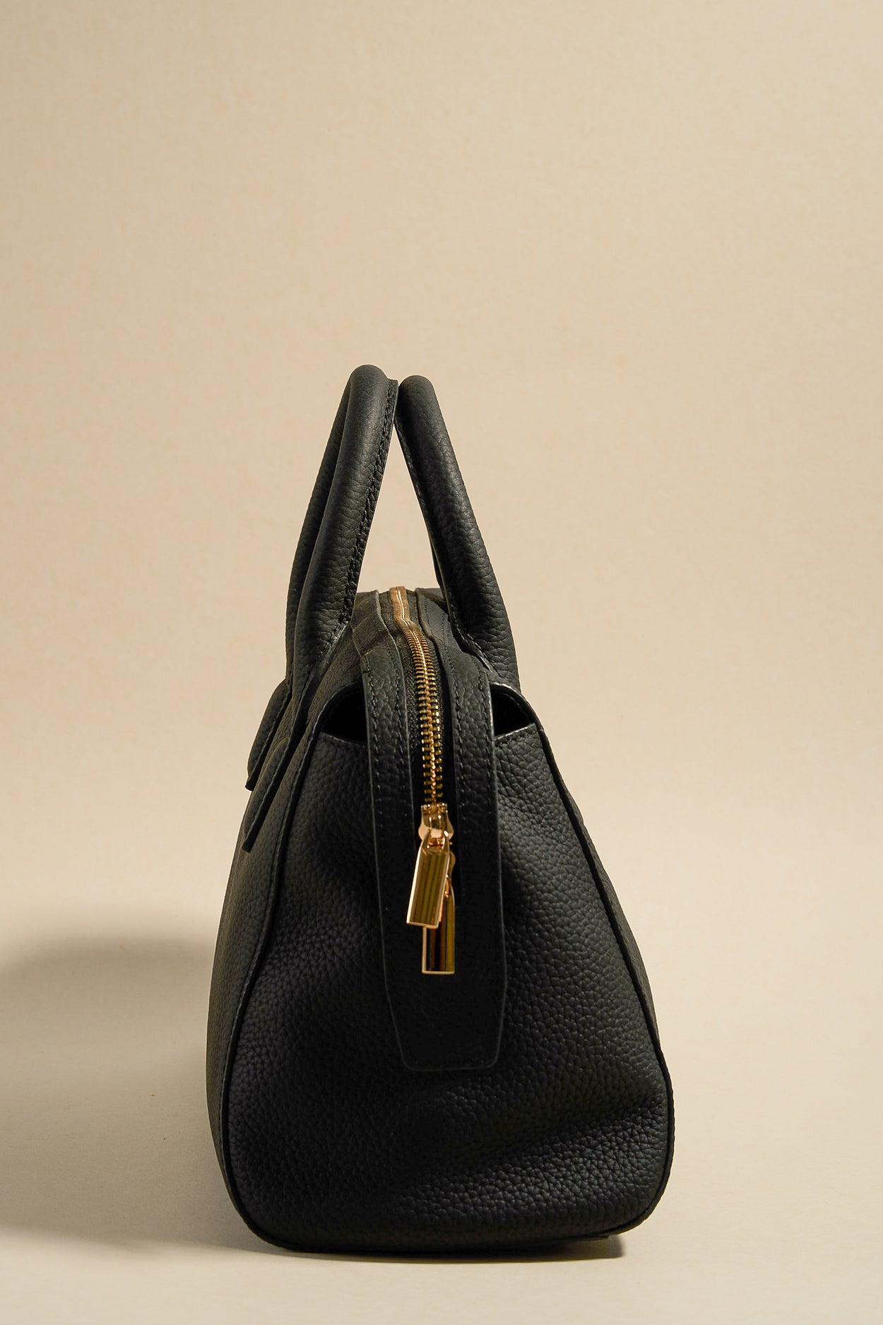 Shop Amalfi Black Leather Double Handle Shoulder Bag | Flo & Frankie