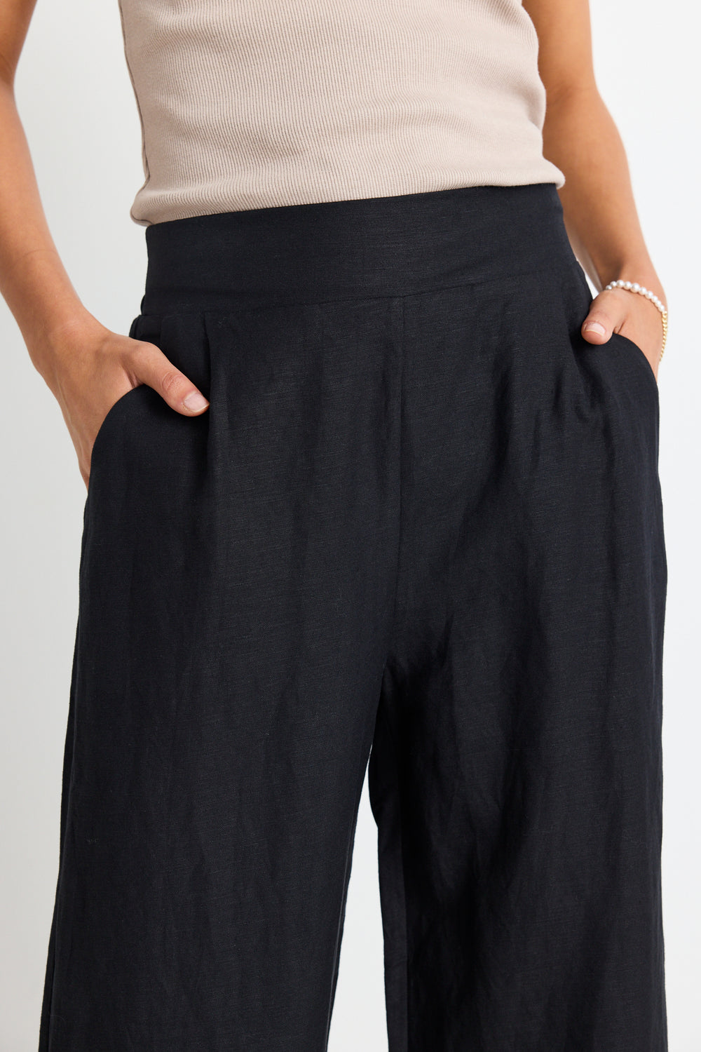 Shop Guardian Black Linen Viscose Elastic Back Pants | Flo & Frankie