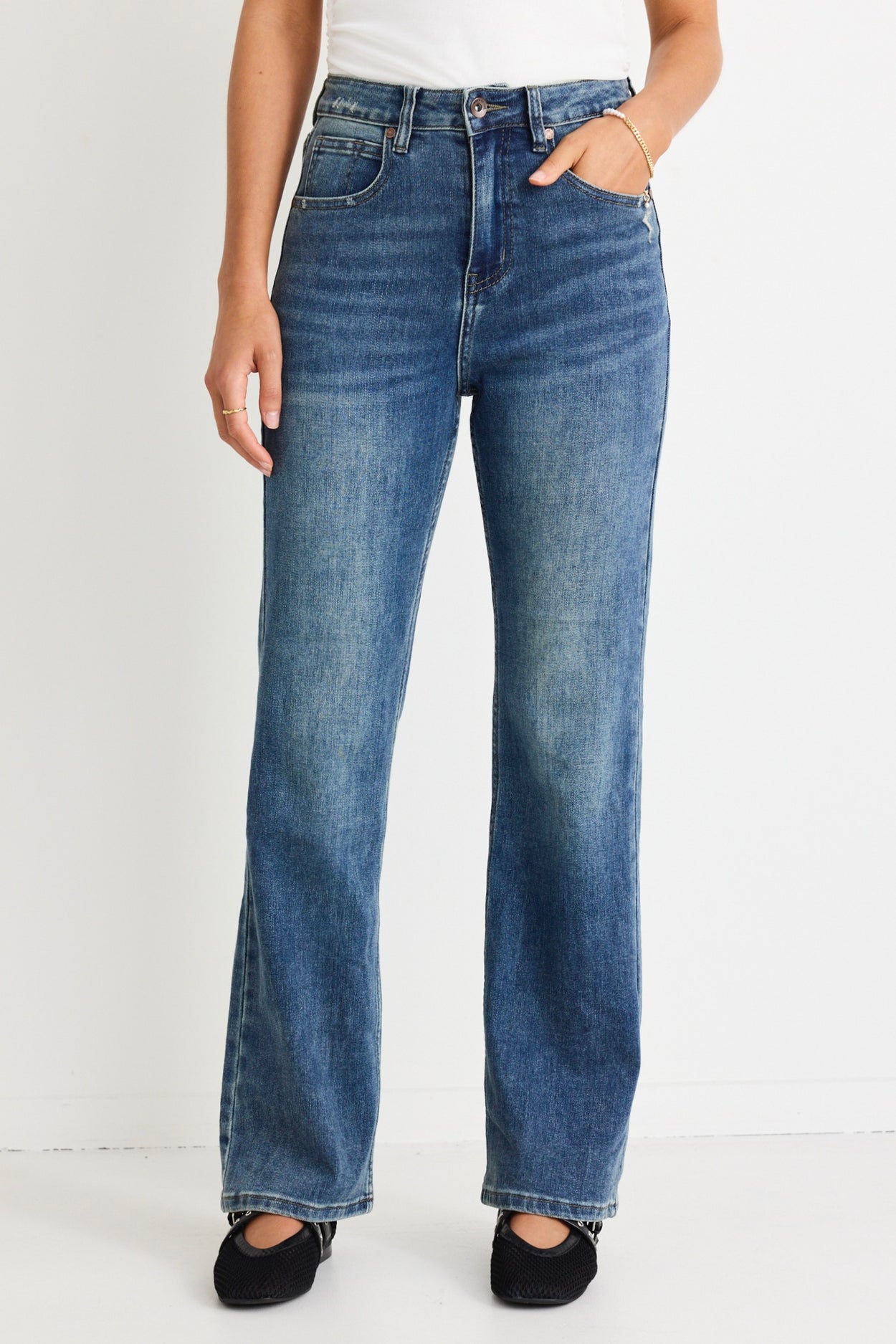 Shop Farah Mid Blue High Rise Soft Flare Jean | Flo & Frankie
