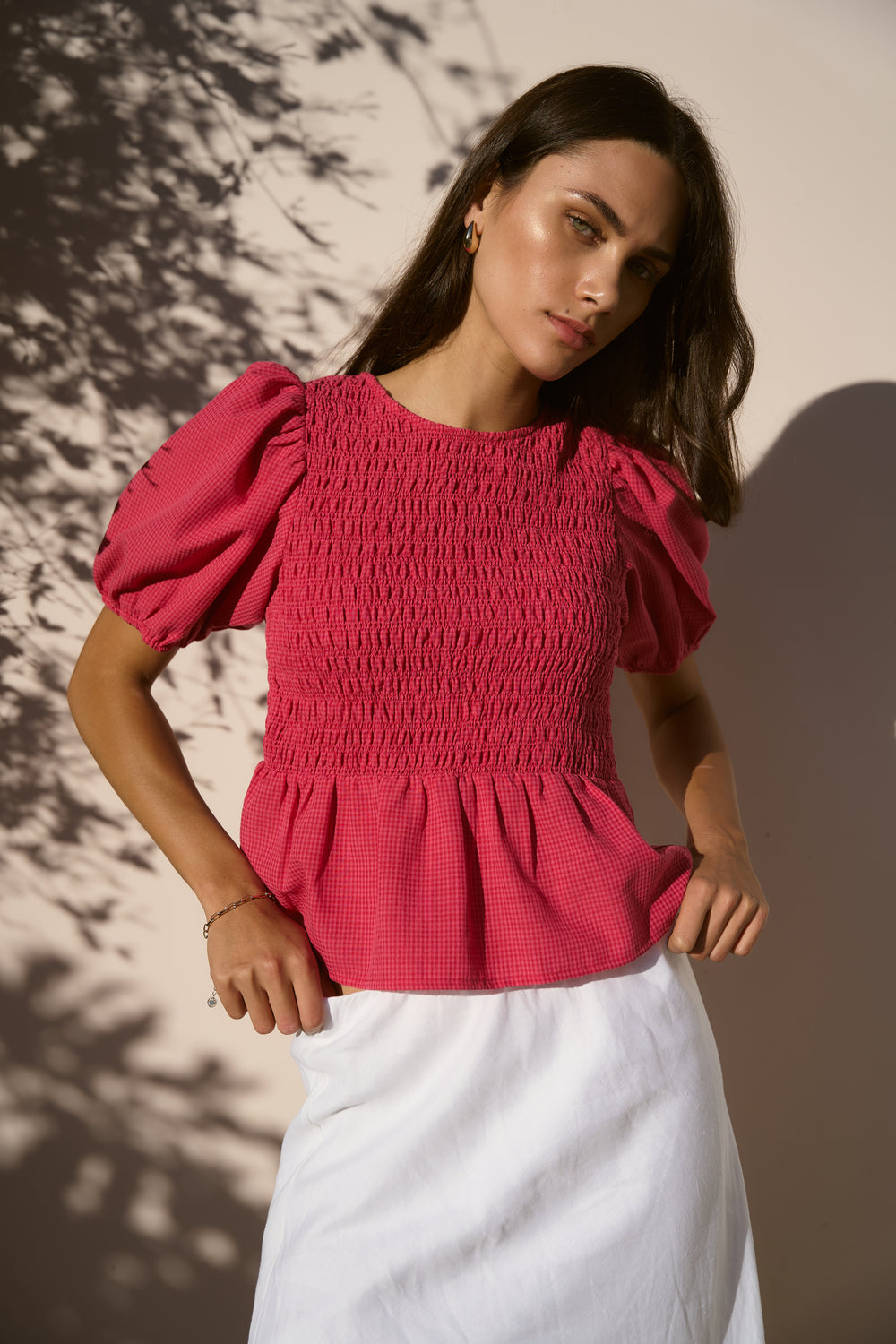 Shop Requite Raspberry Ditsy Gingham Shirred Body SS Top | Flo & Frank